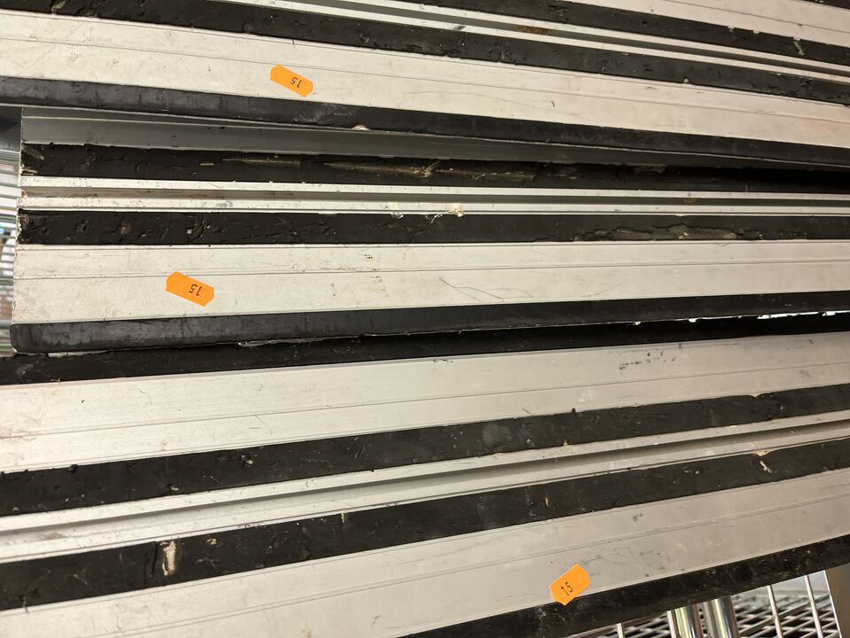 A8114 L15 - 3 stk. Styreskinner til dyksav | Auktionshuset dab A/S