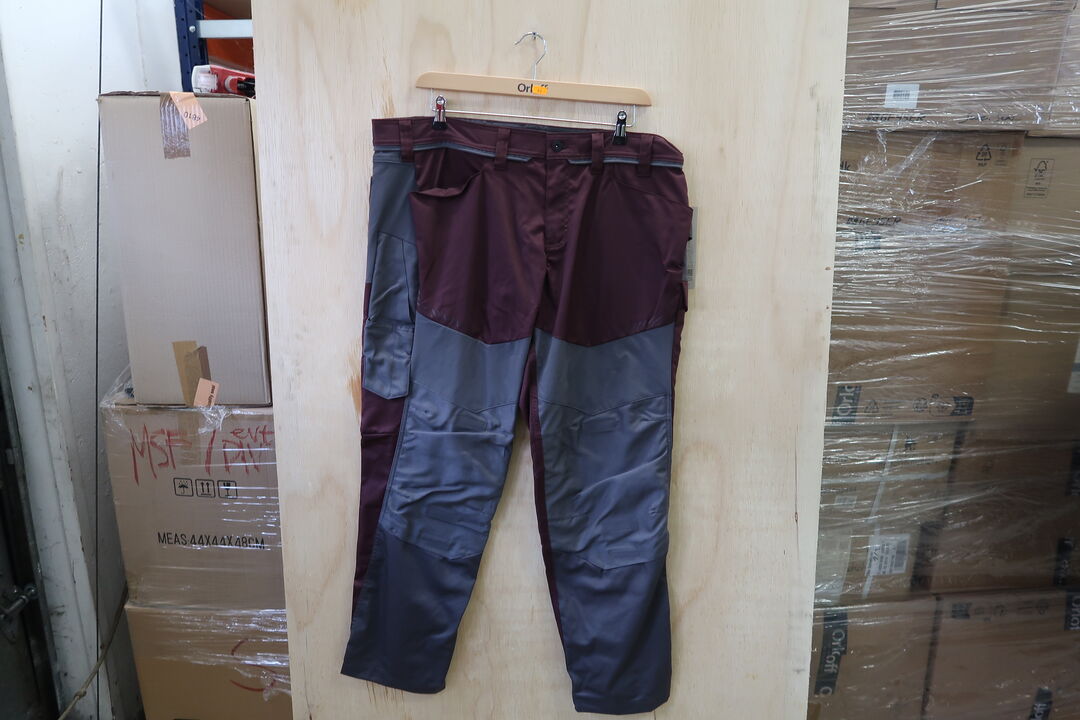 A7994 L63 - Bukser str. C58 MASCOT Model: 22479-230-2289