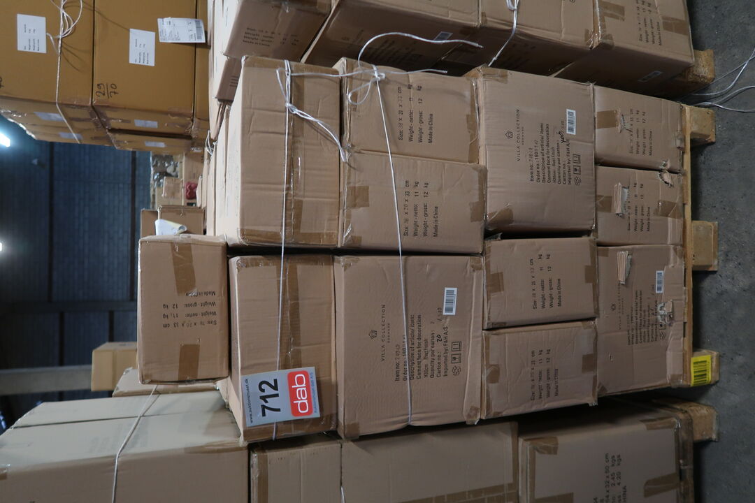 A8069 L712 - 84 stk. Figur Hoved Talvik Cement Gråbrun H30