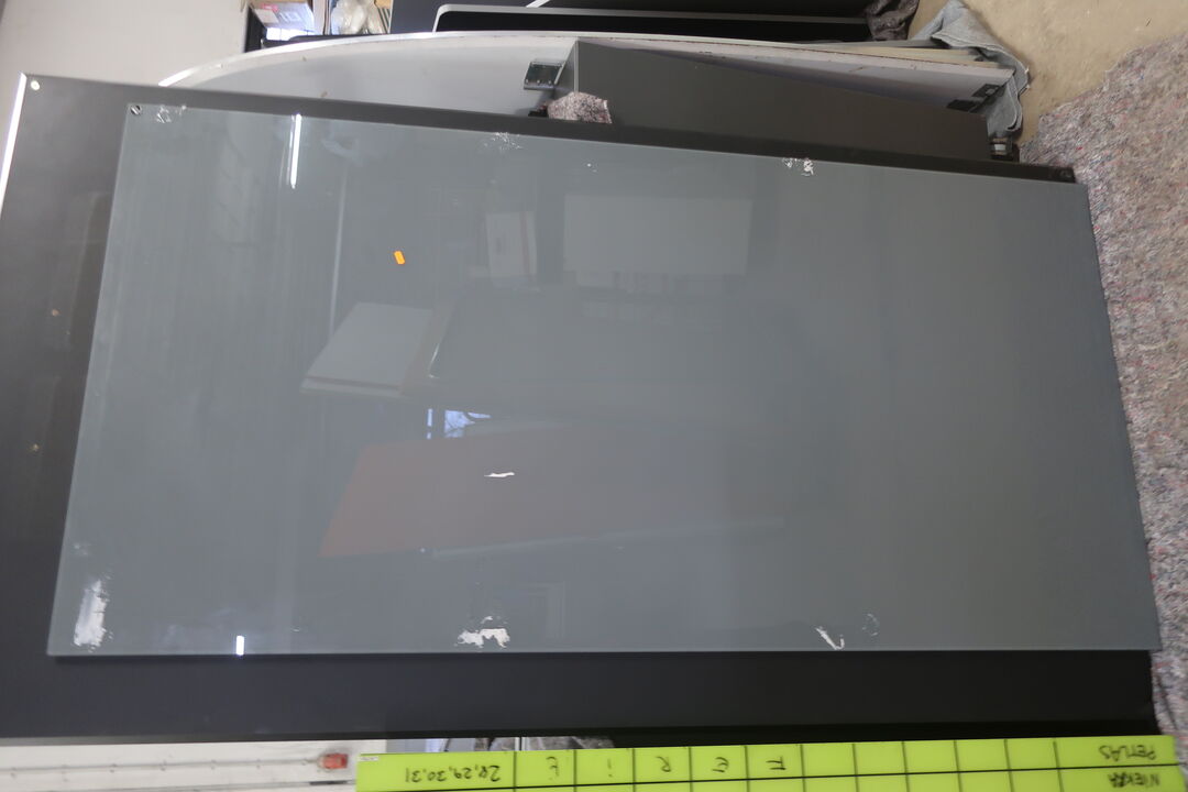A8152 L87 - Glastavler CHAT BOARD | Auktionshuset dab A/S