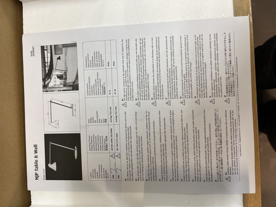 A8131 L1 - Bordlampe LOUIS POULSEN Model: NJP FIXTURE LED 3K PO4500169