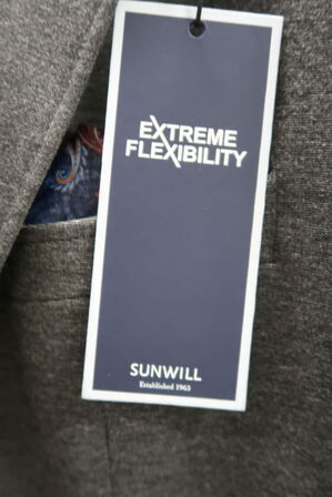 A8099 L71 - Habitjakke str. 56 SUNWILL Model: 211510